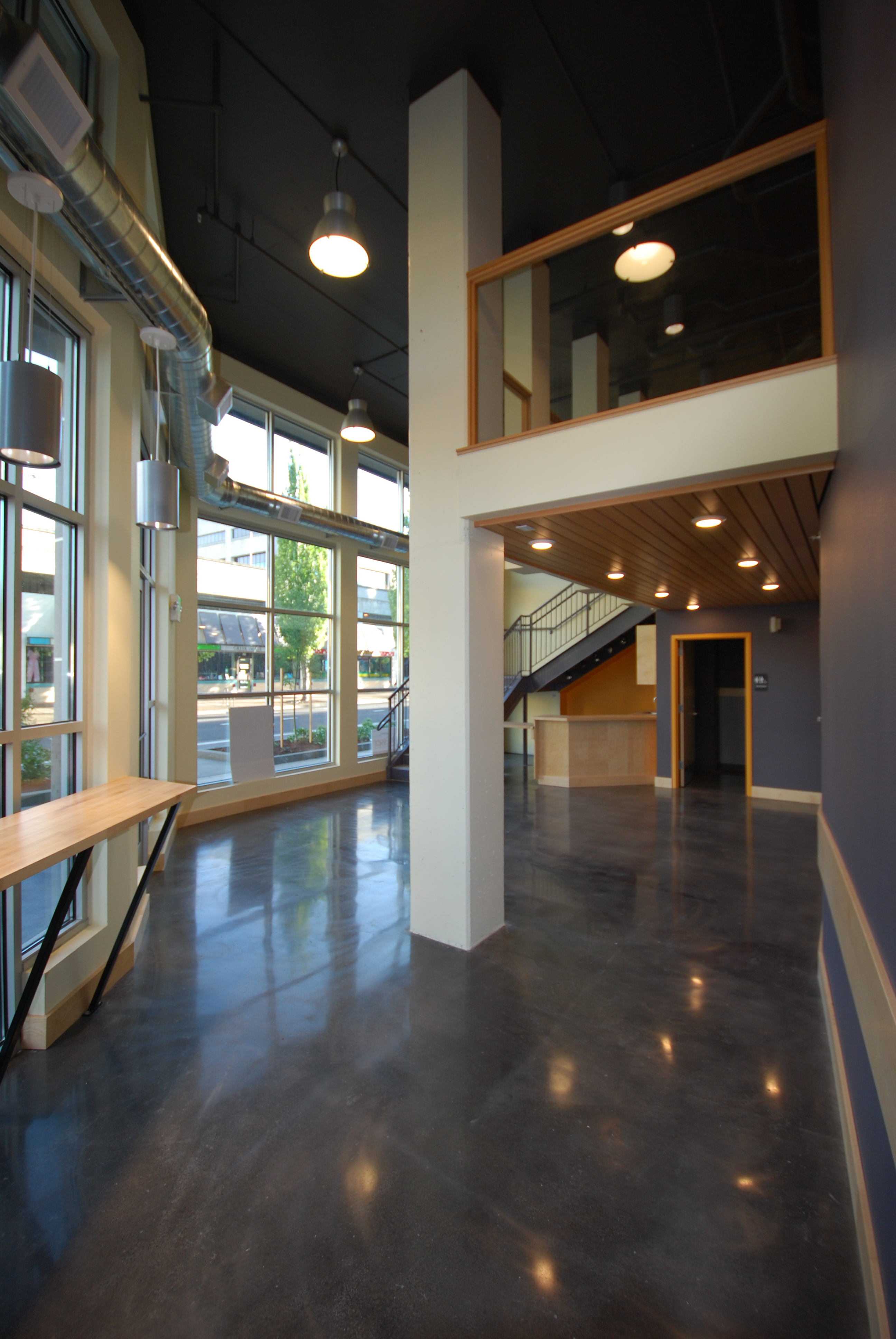 Corner Restaraunt - Dustrud Architecture